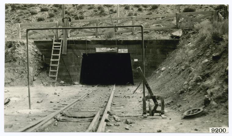 Portal of Utah mine - NYPL Digital Collections