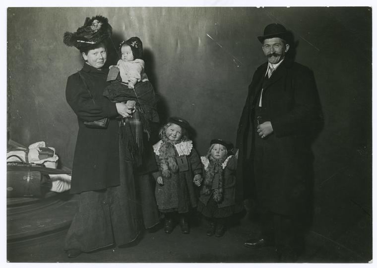 German family - NYPL Digital Collections