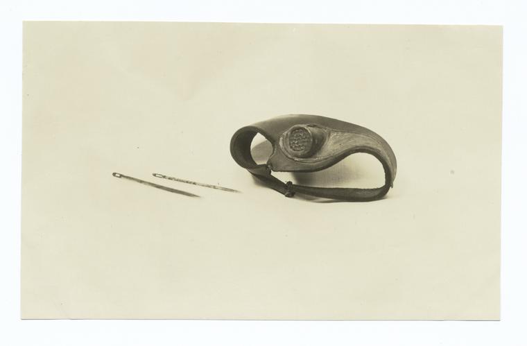 Sailors thimble and needles - NYPL Digital Collections