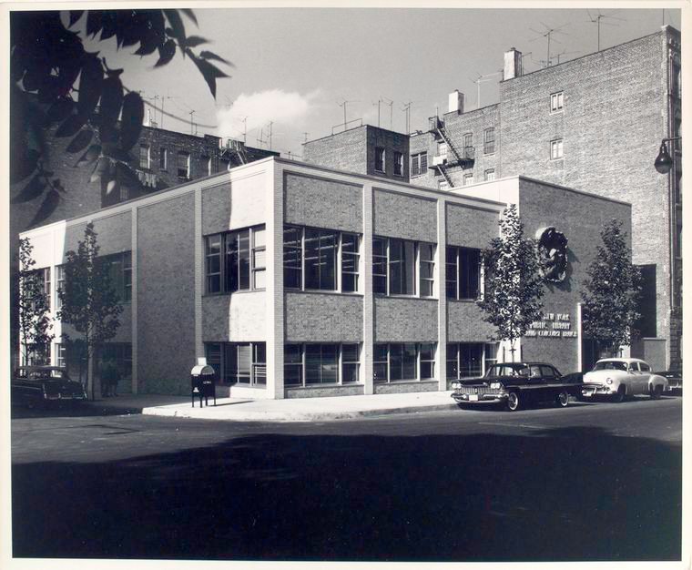 About the Grand Concourse Library | The New York Public Library