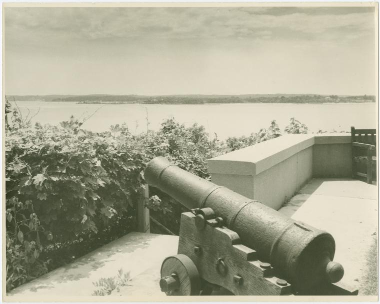 Cannon at Fort Hill - NYPL Digital Collections