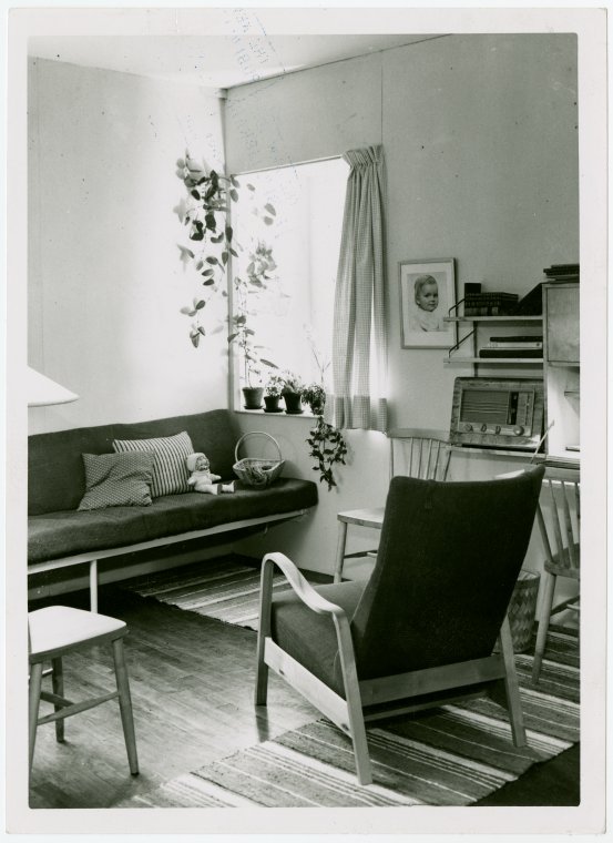Town of Tomorrow - Houses - Interior - Sitting room - NYPL Digital ...