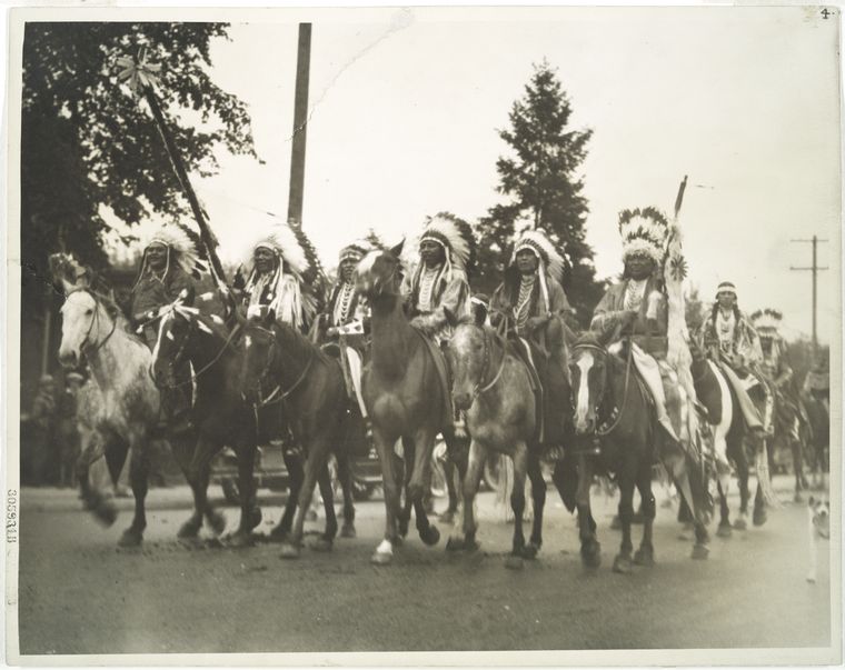 Pendleton, Oregon, Round Up parade, 1925. - NYPL Digital Collections