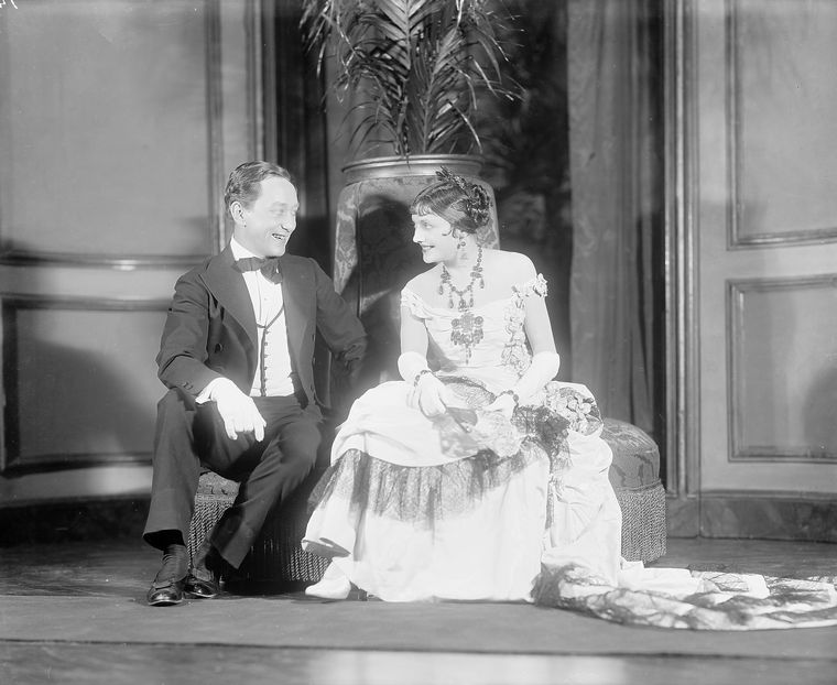 Rollo Peters (Newland) with Katherine Cornell (Ellen) in Age of ...