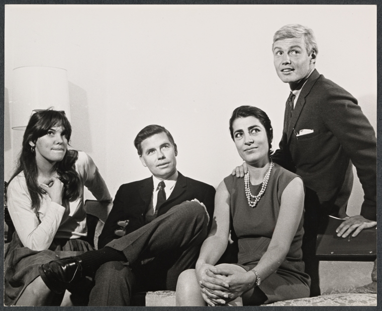Tyne Daly, playwright Frank D. Gilroy, Irene Papas and Jon Voight in ...