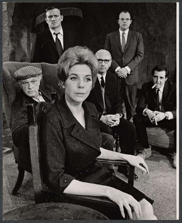 William Roerick, Danny Sewell, Patricia Roe, Denis Holmes, John Harkins ...