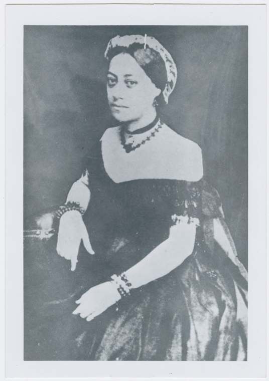 Emma Kalanikaumakaʻamano Kaleleonālani Naʻea Rooke - NYPL Digital ...