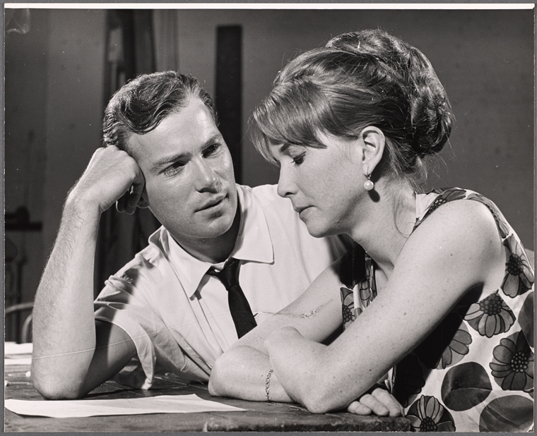Julie Harris