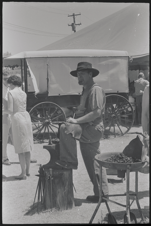 Amish community - NYPL Digital Collections