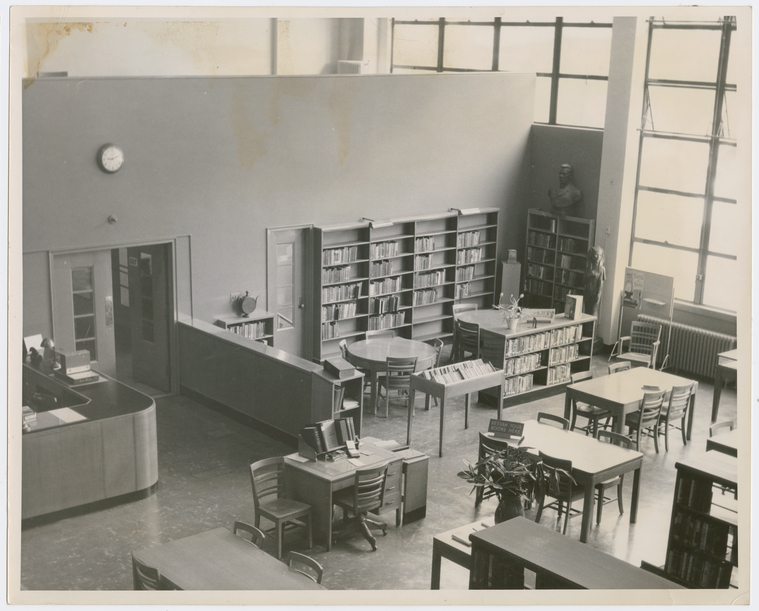 First floor reading room of the 135th Street Branch Library in Harlem ...