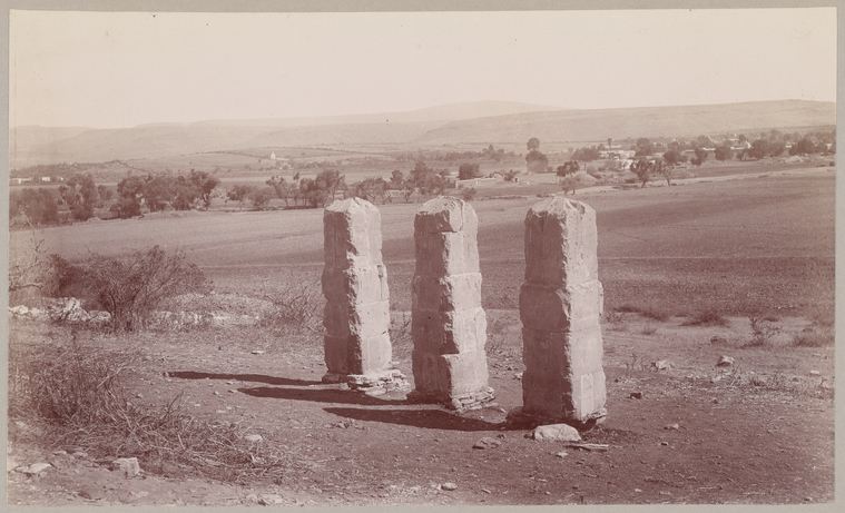 Three pillars - NYPL Digital Collections