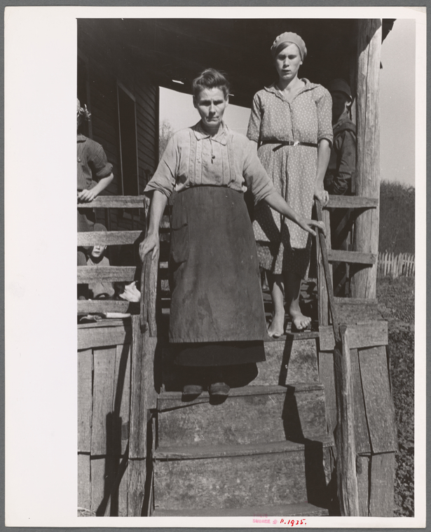 Fannie Corbin with some of her children, Shenandoah National Park ...