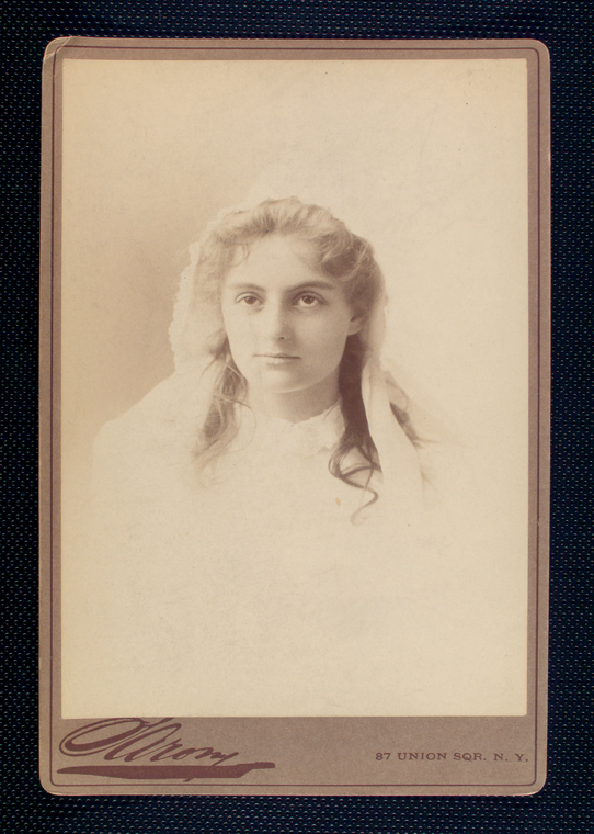 Eva Barrington - NYPL Digital Collections