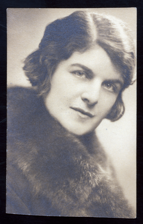 Marion Draughn - NYPL Digital Collections