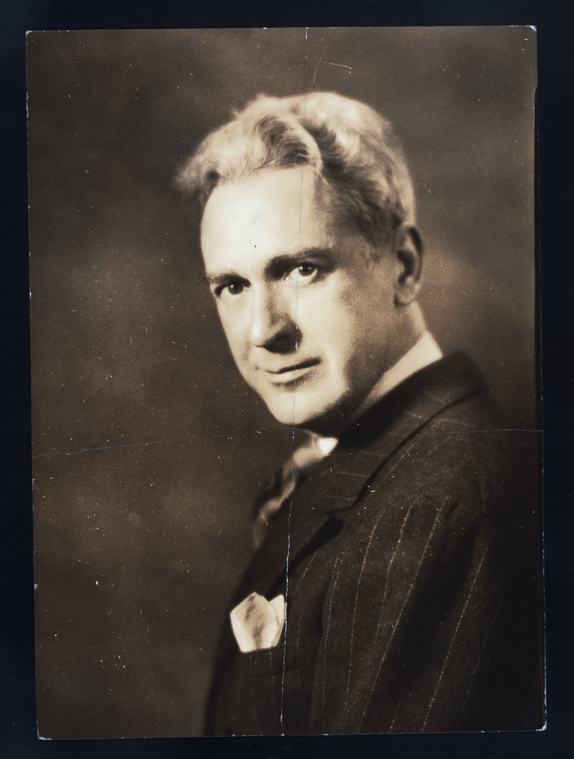 Raymond Greenleaf - NYPL Digital Collections
