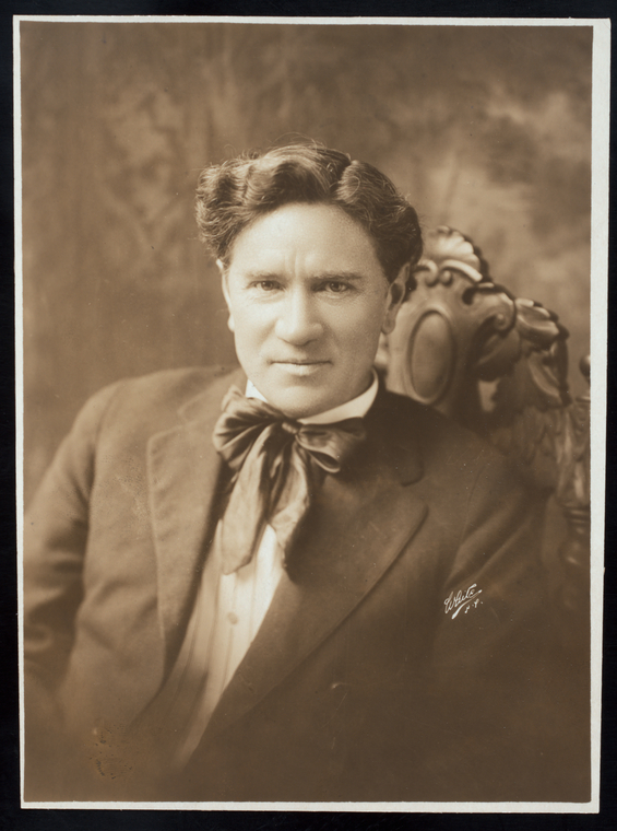 [Rev.] Alexander Irvine - NYPL Digital Collections