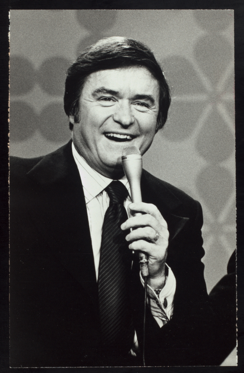 Mike Douglas, host of The Mike Douglas Show - NYPL Digital Collections