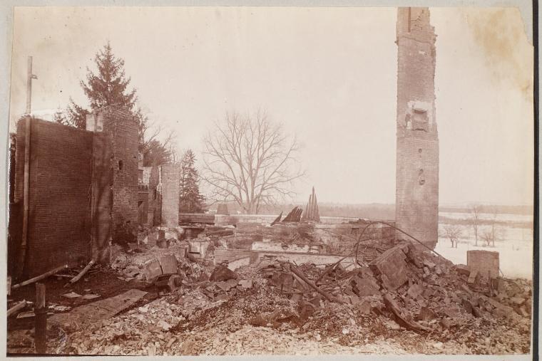 Ruins of first Yaddo mansion - NYPL Digital Collections