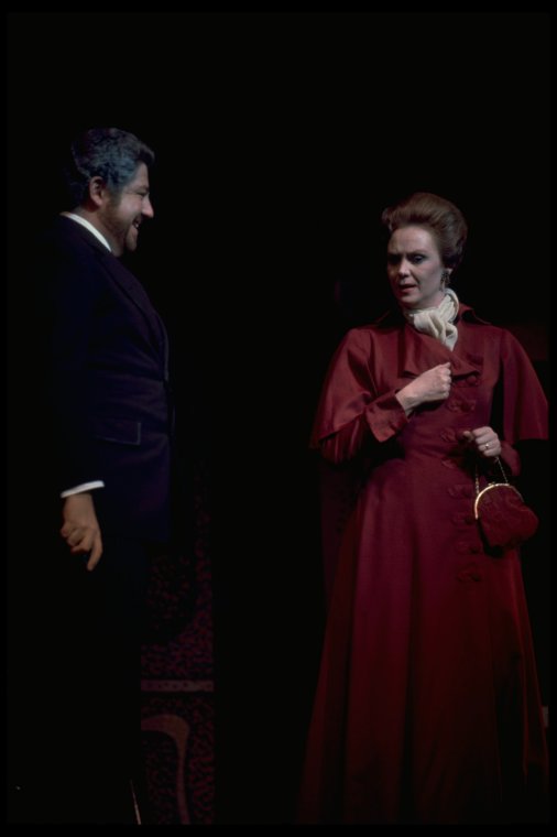 David Sabin and M'el Dowd in a scene from the Broadway production of ...