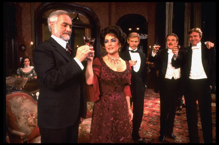 L-R) Ann Talman, Humbert Allen Astredo, Elizabeth Taylor, Dennis ...